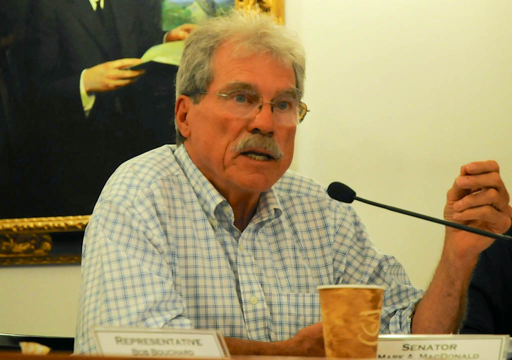 Fiber advocates trash state’s 10-year Telecom Plan