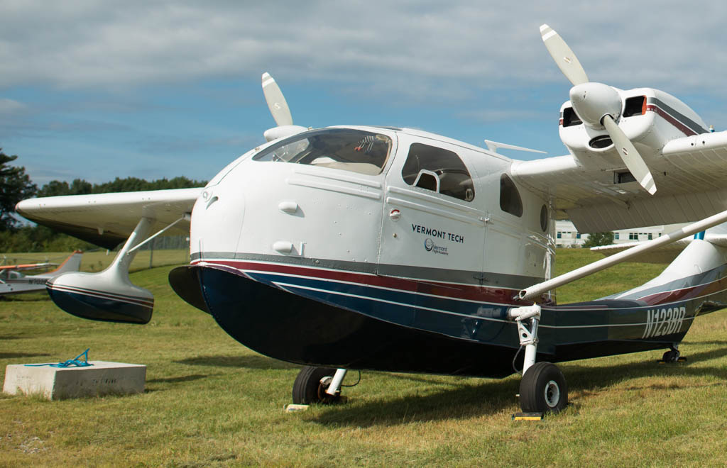 Vermont Tech gets new seaplane for flight training