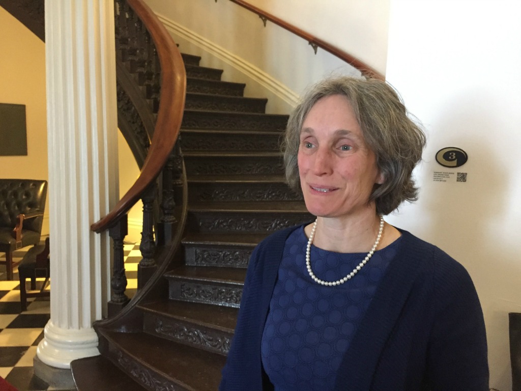 Rebecca Holcombe assembles out-of-state campaign team - VTDigger