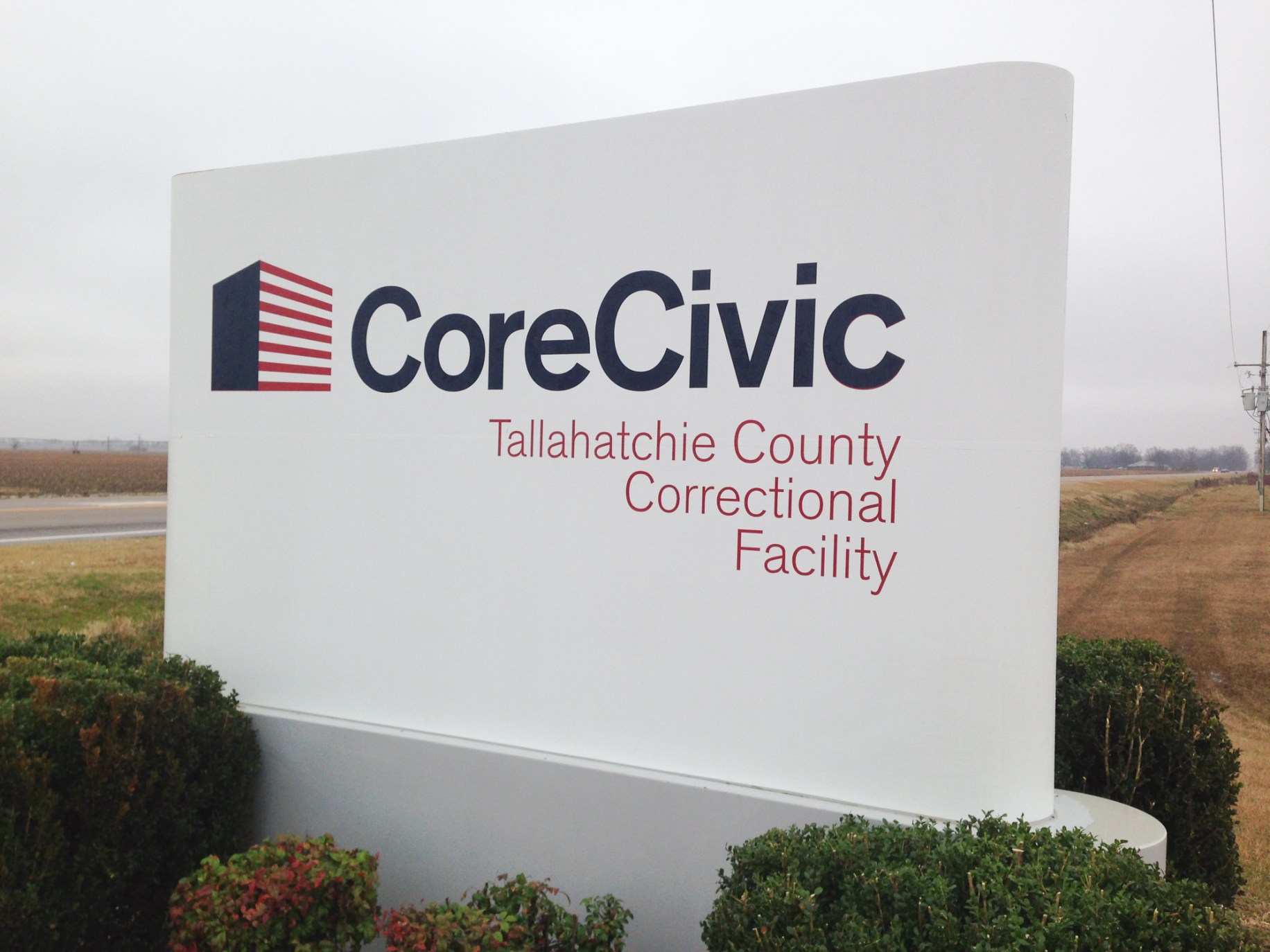 State signs new deal to continue sending incarcerated individuals to ...