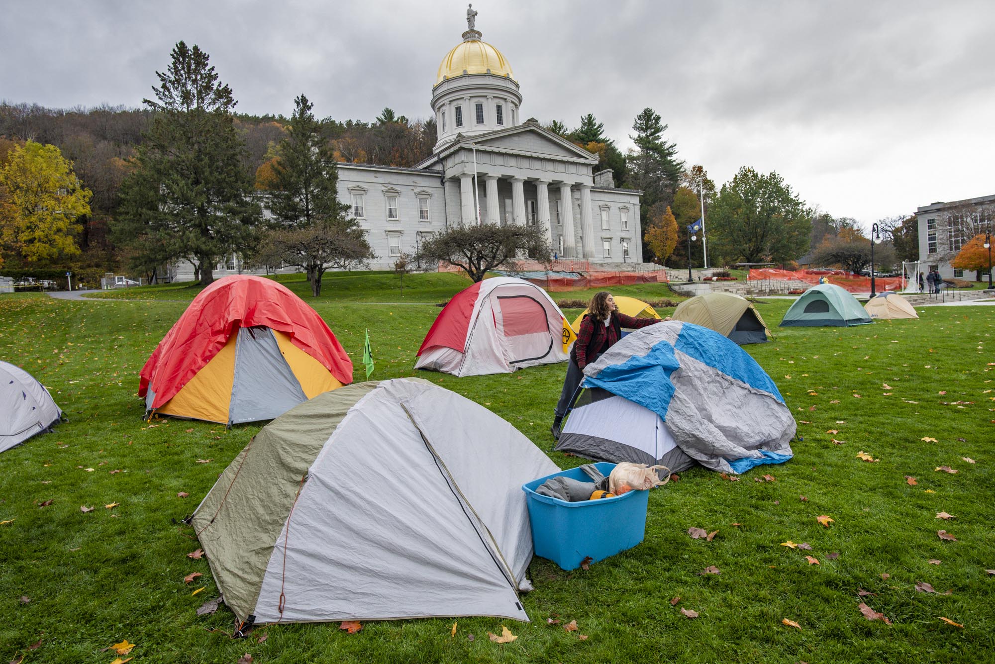 Climate protesters camp on Statehouse lawn and demand action - VTDigger