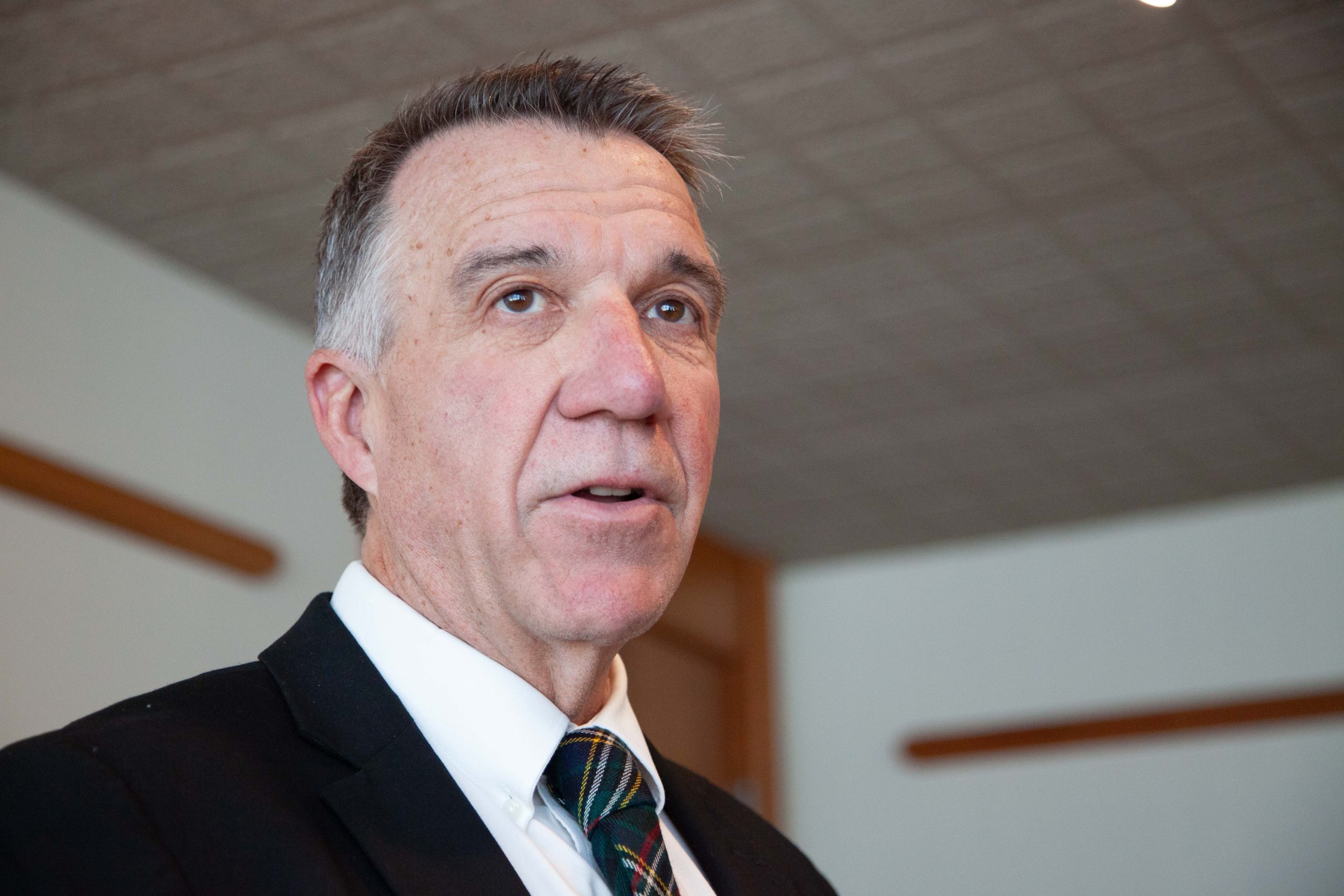 Scott pitches voluntary paid leave program in state employee contract ...