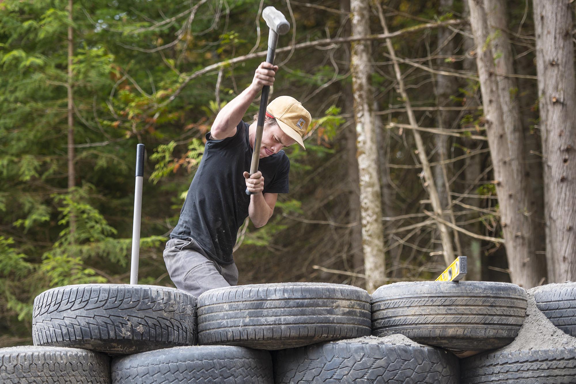 A house made of trash and tires in the NEK makes an eco-friendly ...