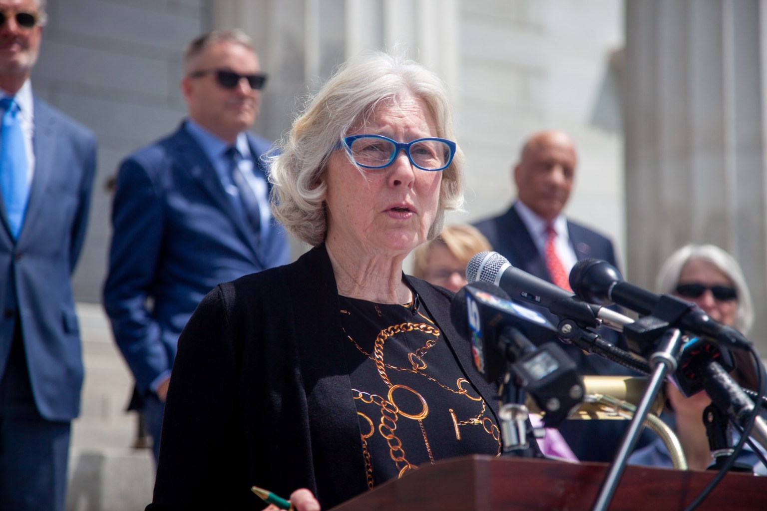 Senate approves $370 million spending package - VTDigger