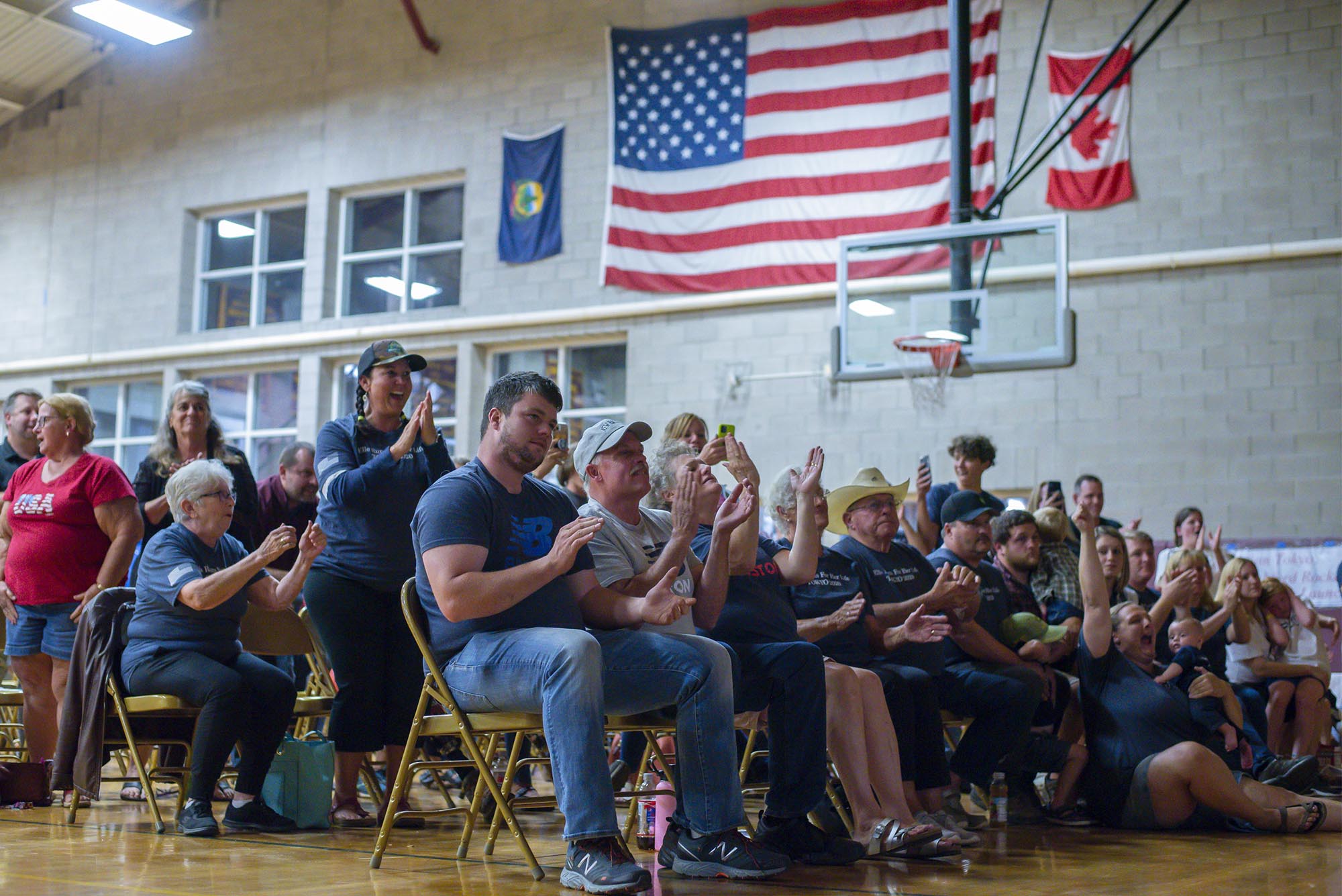 In Richford, big crowd cheers Elle Purrier St. Pierre on her way to ...