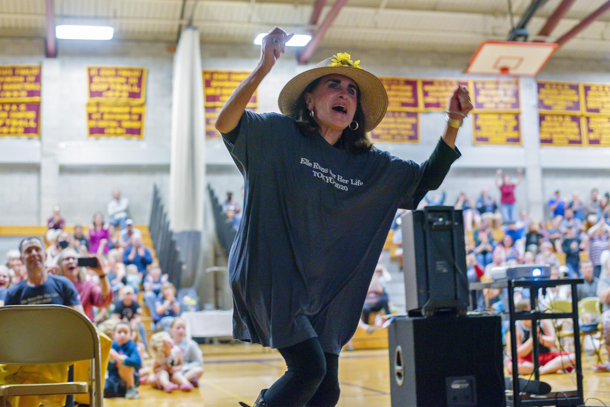 In Richford, big crowd cheers Elle Purrier St. Pierre on her way to ...