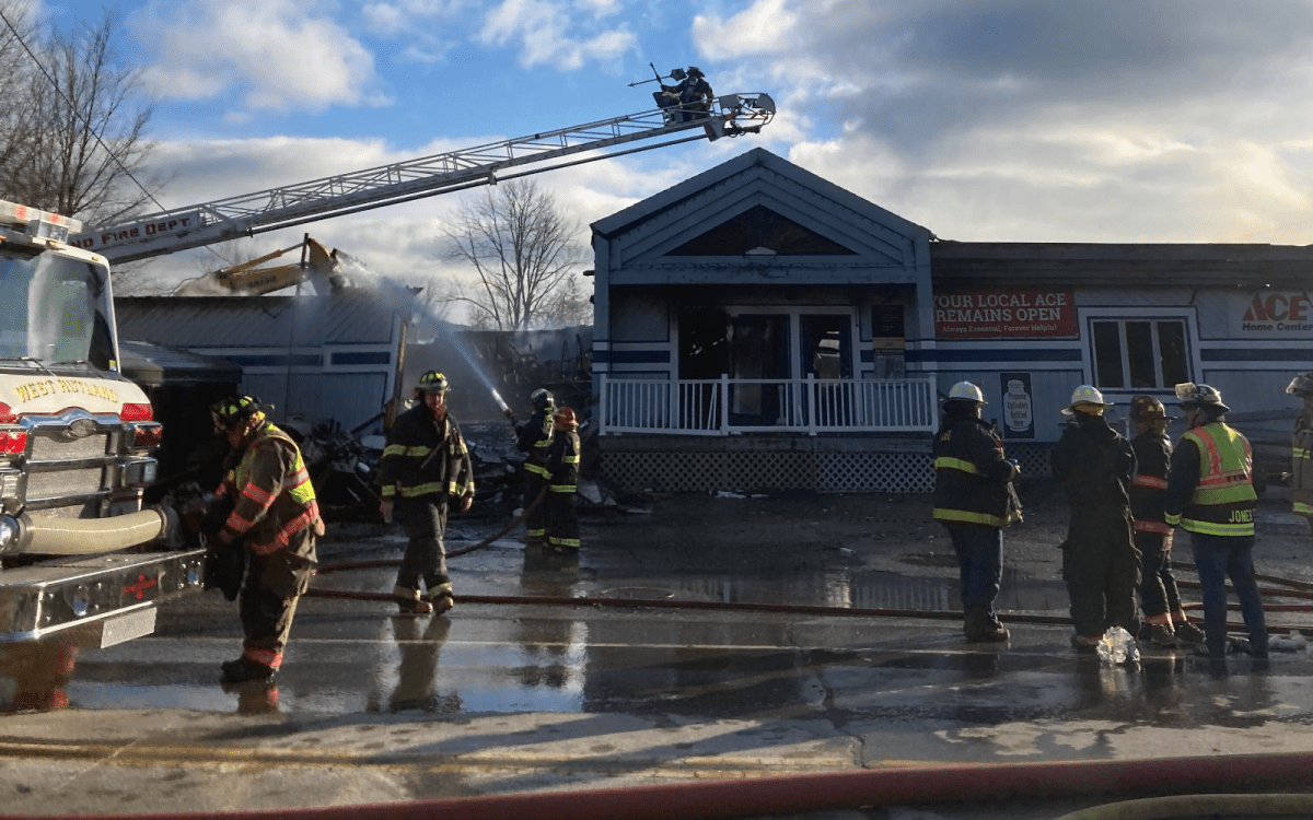 Castleton rallies behind Gilmore Home Center after devastating fire ...