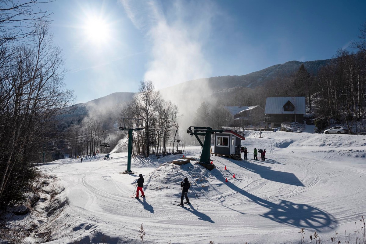 More than 4 million skiers braved Vermont’s weird, wet winter - VTDigger