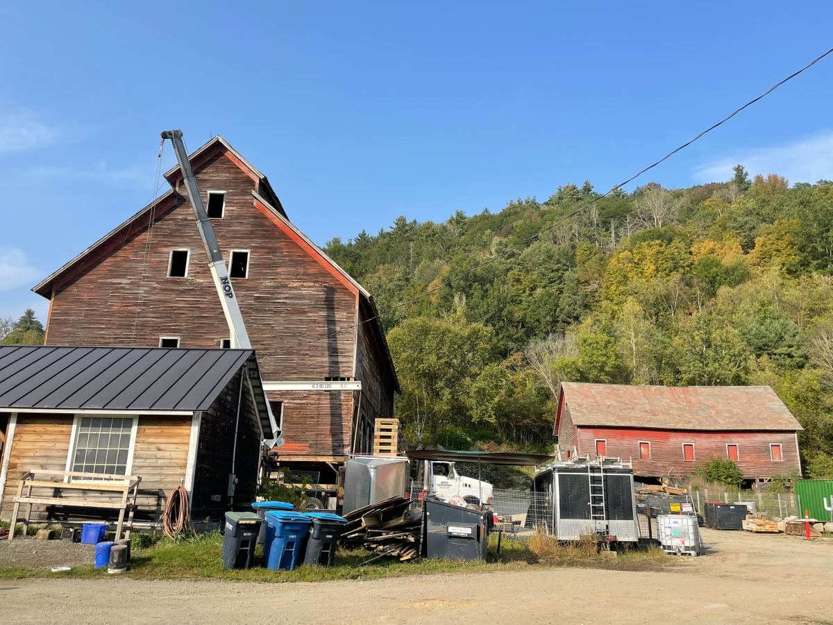 Richmond’s historic East Monitor Barn undergoes major restoration ...