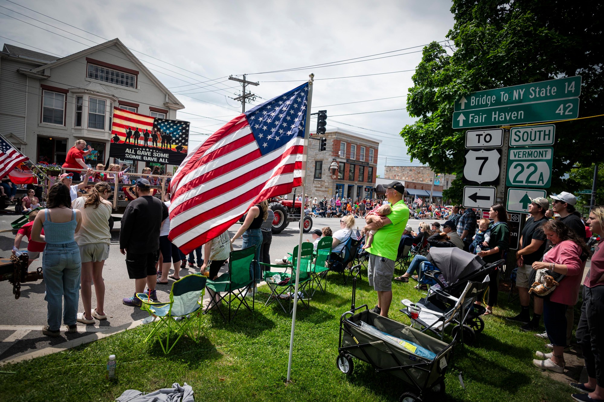 PHOTOS: Spectators gather for the Vergennes Memorial Day Parade - VTDigger