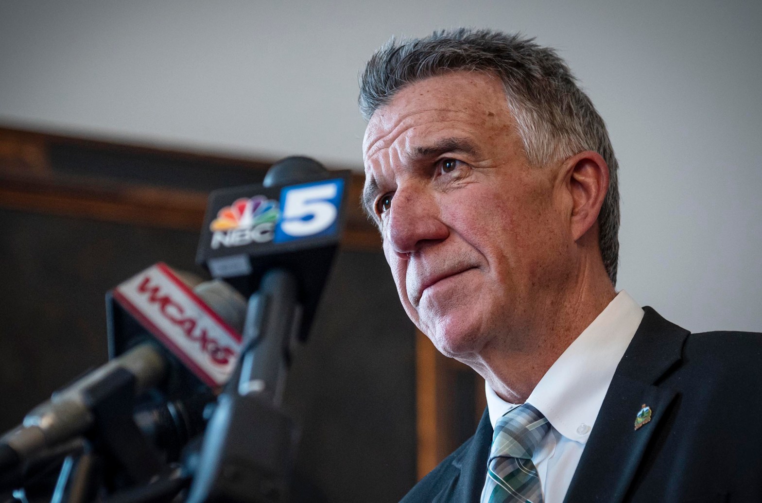 Phil Scott allows ‘ghost guns,’ union organizing bills to become law ...