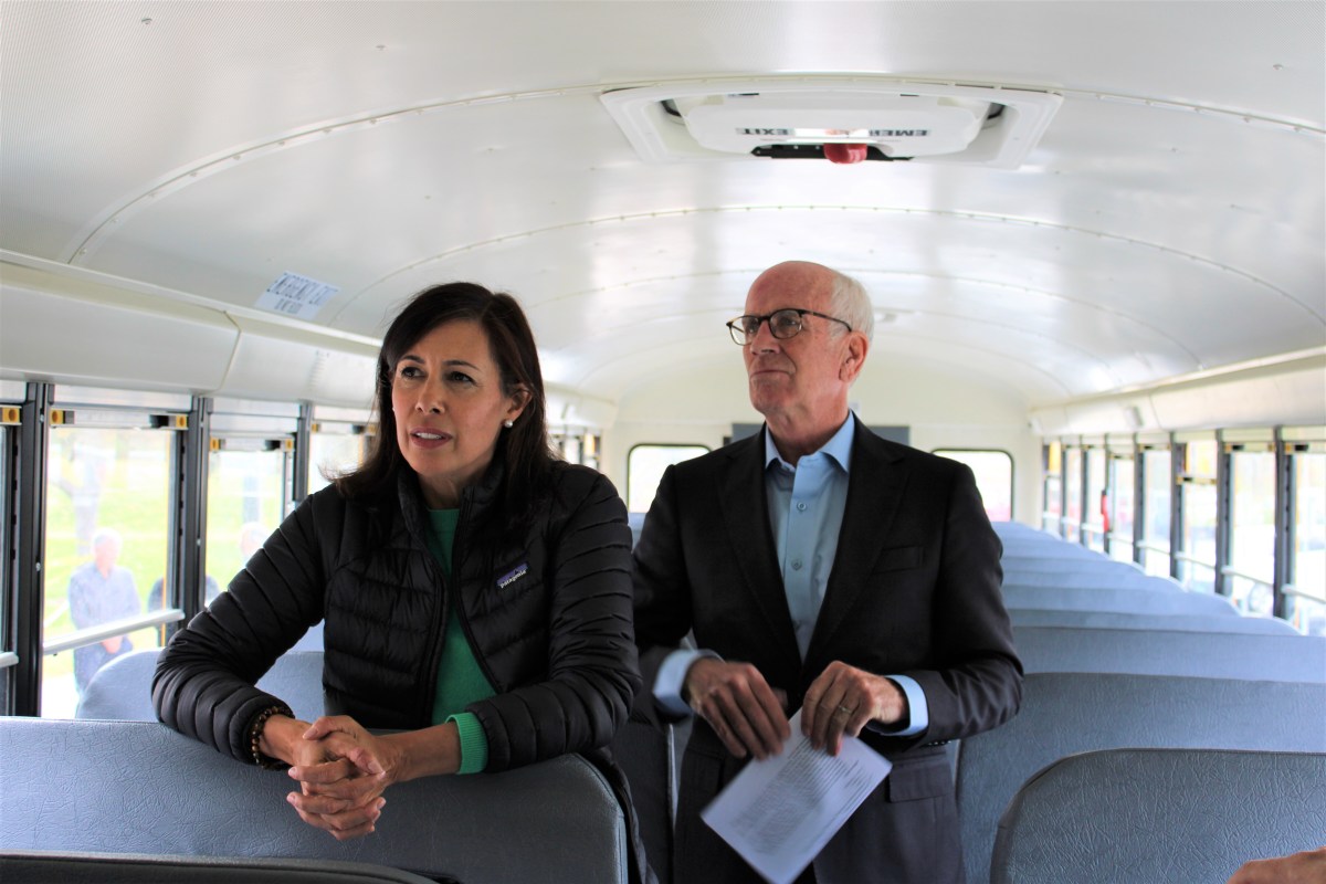 Central Vermont schools add Wi-Fi to buses — a model for the nation ...