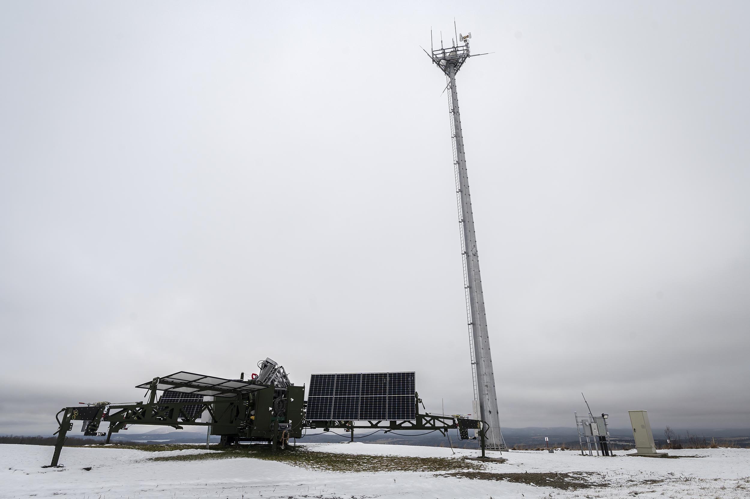 Eye in the sky: The feds have quietly built surveillance towers along ...