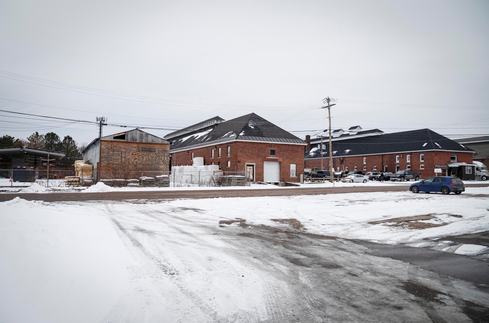 Vermont Construction Company cited for housing workers in 'grossly ...