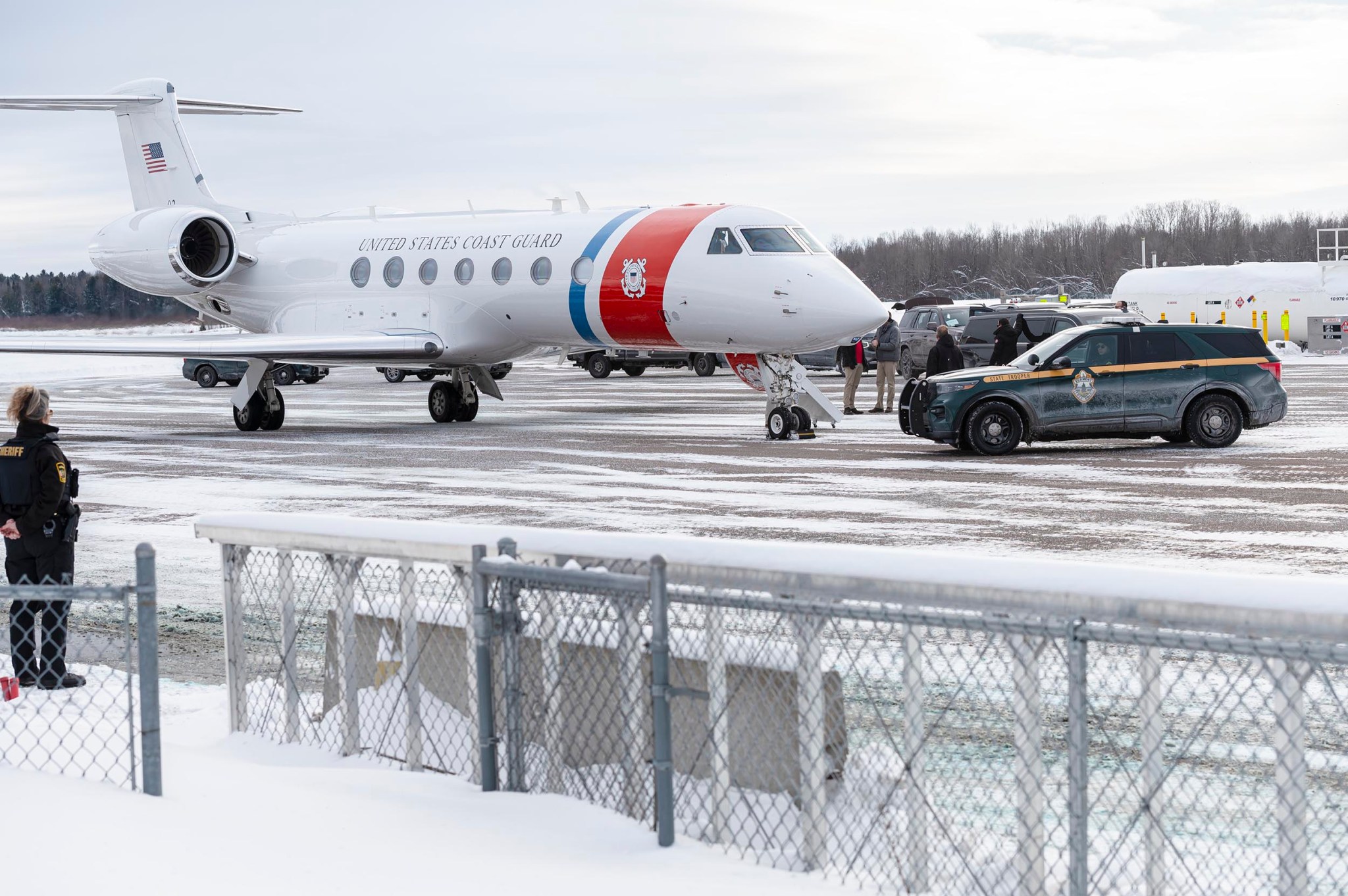 Homeland Security Secretary Kristi Noem makes surprise visit to Vermont ...