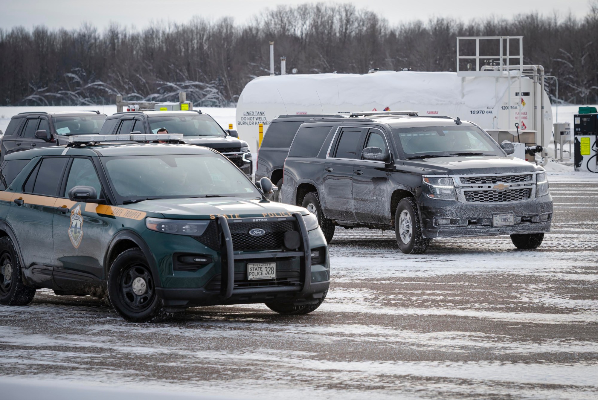 Homeland Security Secretary Kristi Noem makes surprise visit to Vermont ...
