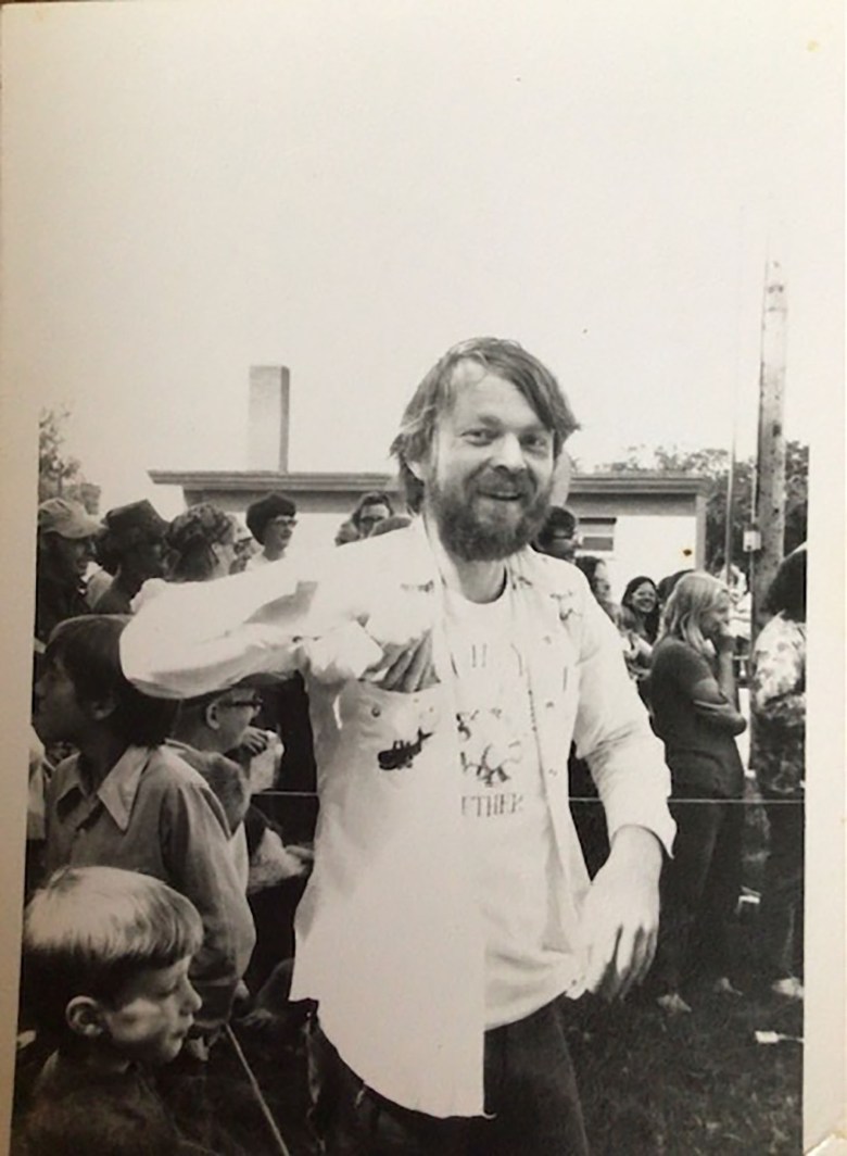 Michael Hurley, folk legend who once called Vermont home, dies at 83 ...