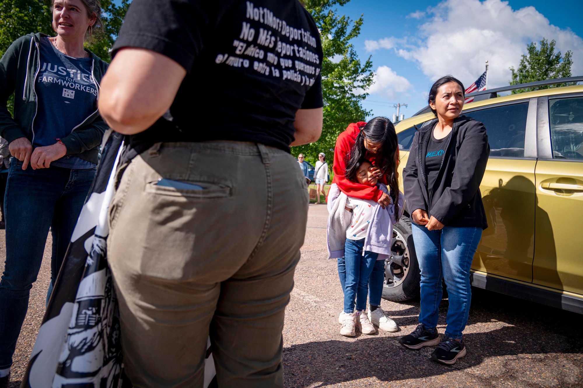 Community celebrates as two immigrants return home after ICE check-ins ...
